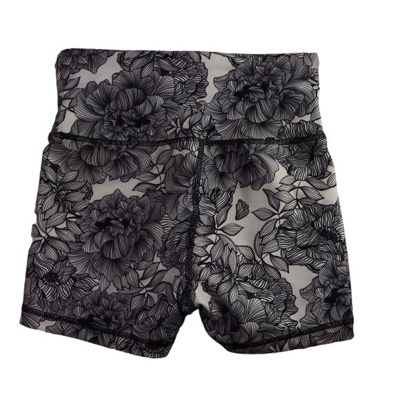 Balance Collection | Shorts | Balance Collection Athletic Bike Shorts ...